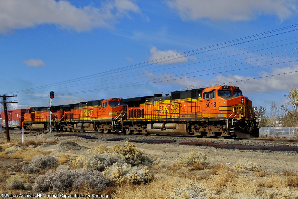 BNSF 5018